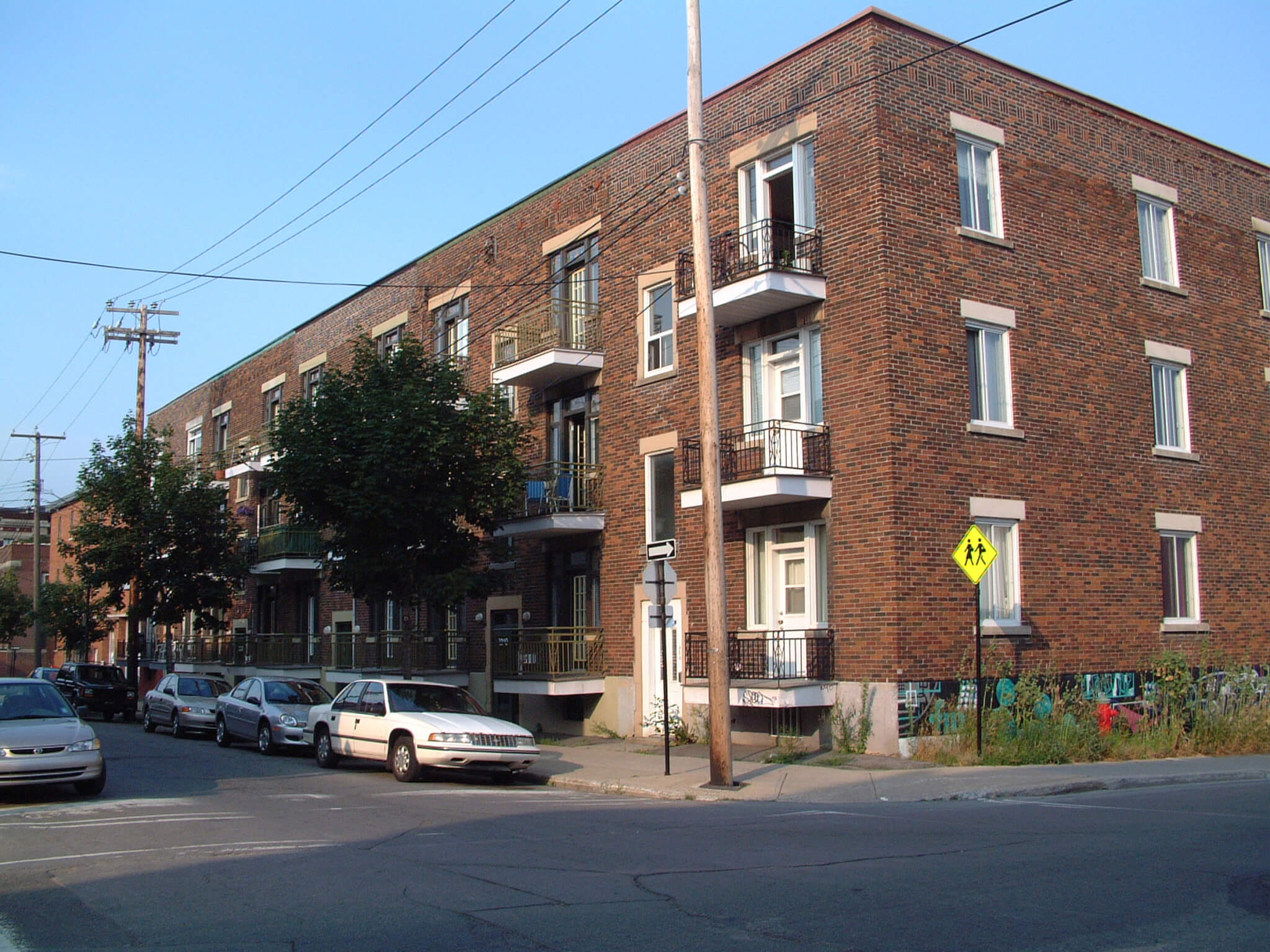 Coopérative d'habitation - 2210-2220, rue Rouen et 2245, rue Parthenais ...