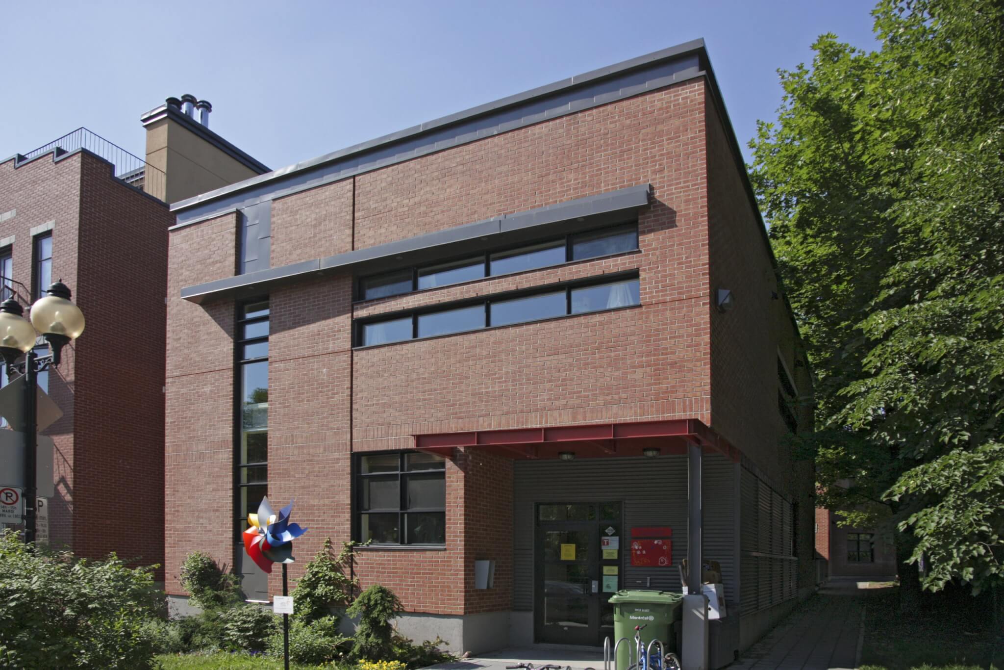 Centre de la petite enfance (CPE) - 4520, rue Henri-Julien - Atelier Habitation Montréal
